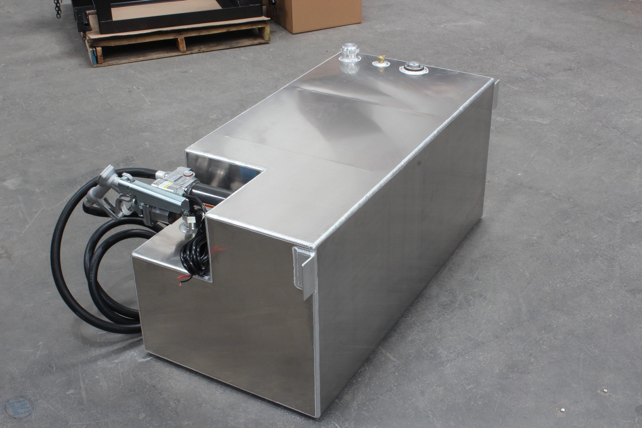 100 Gallon 49 x 24 x 22 Tank W GPI 15GPM Pump Included – Boyd Welding LLC